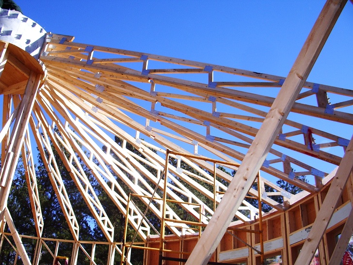 Circular Reasoning: How Rounded Homes Resist Storms & Save Lives | Urbanist