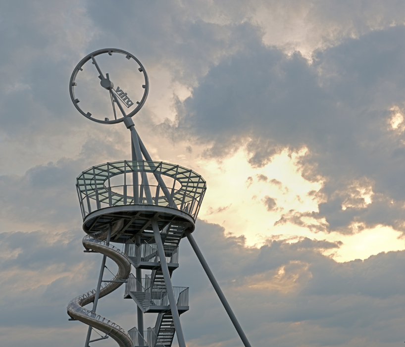 12 City Slides Turning Urban Settings Into Playgrounds for Adults ...