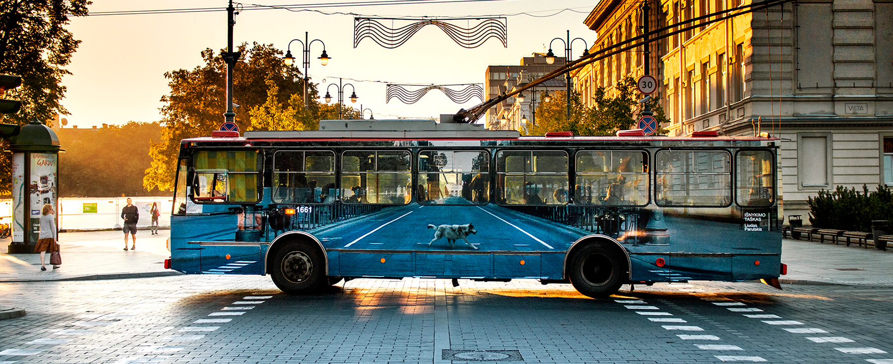 Invisible Buses: Photorealistic Prints Provide Moving Urban Camouflage ...