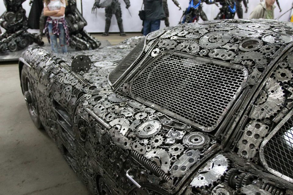 Wheels of Steel: Full-Sized Art Cars Made of Nothing But Scrap Metal ...