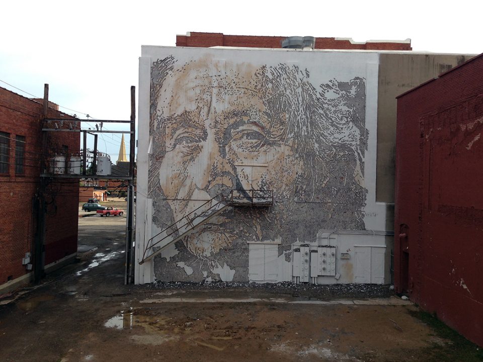 Scratching the Surface: Expressive Portraits Chip Away at City Walls ...
