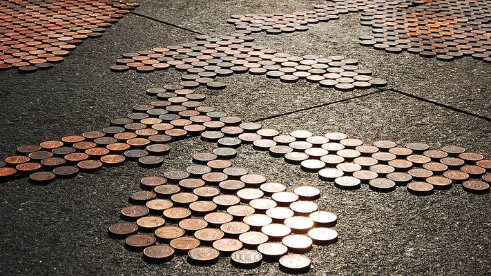 Creative Currency: 33 Sculptural Works of Art Made From Coins | Urbanist