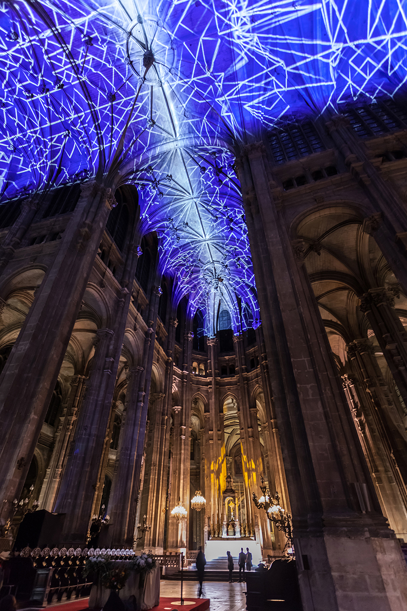 Heavenly Vaults: Virtual Reality Ceiling Installation in a Gothic ...