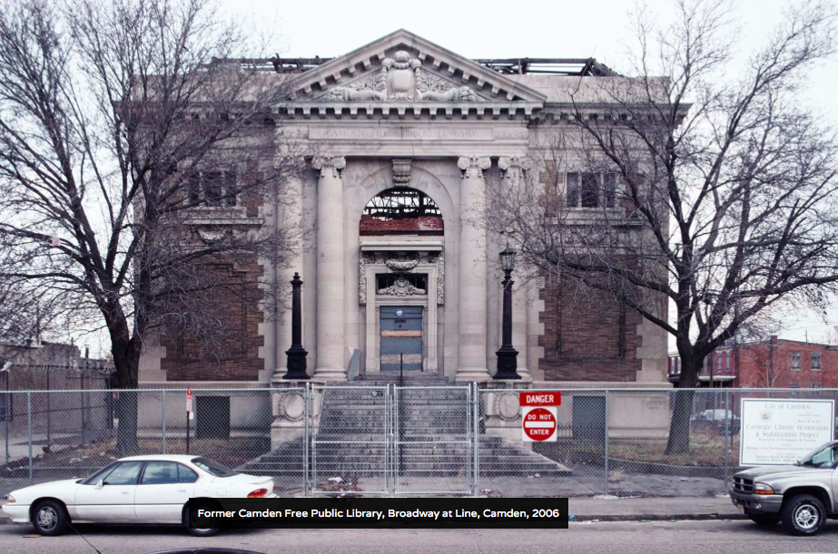 Evolution of Decay: Watch American Buildings Fall Into Ruin Over 40 ...