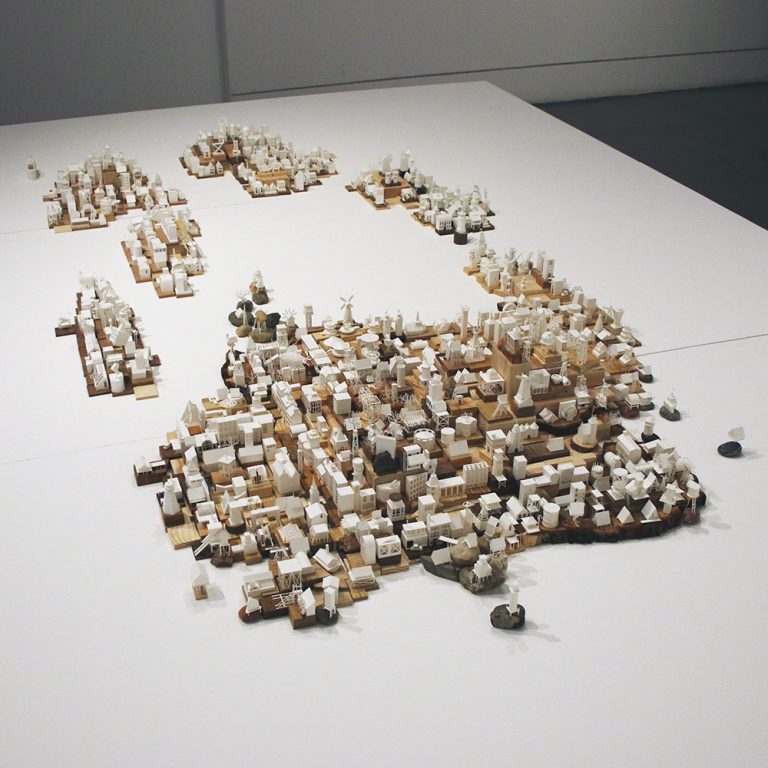 Miniature Cities in Motion: Tiny Animated Metropolis Made of Paper ...