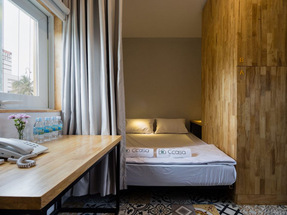 Cargotecture Travel: Shipping Container Hostel Opens in Vietnam ...