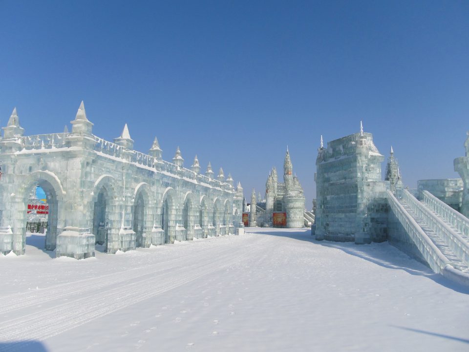 City of Ice: 20 Photos of China’s Amazing Annual Snow Sculptures | Urbanist