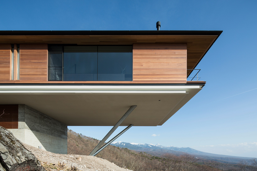 Hovering Homes: 12 Cantilevered & Elevated Residences Maximize Views ...