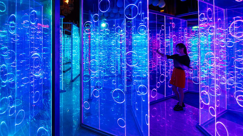 Modern Mazes: 15 Labyrinths Made of Glass, Steel, Light and Salt | Urbanist