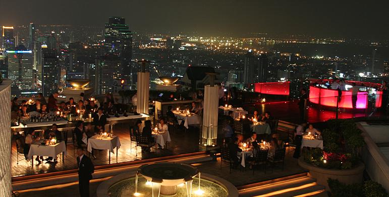 High-Elevation Dining: 12 Sky-Scraping Restaurants Around the World ...