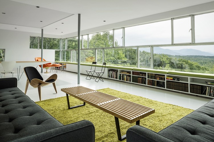 Hovering Homes: 12 Cantilevered & Elevated Residences Maximize Views ...