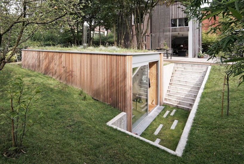 Sort of Subterranean: 15 Partially Underground Modern Home Designs ...