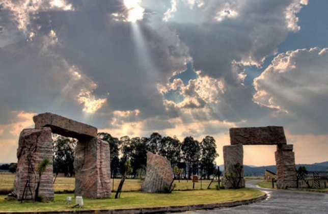 Druid Awakening: A Dozen Hard Rockin’ Modern Stonehenges | Urbanist