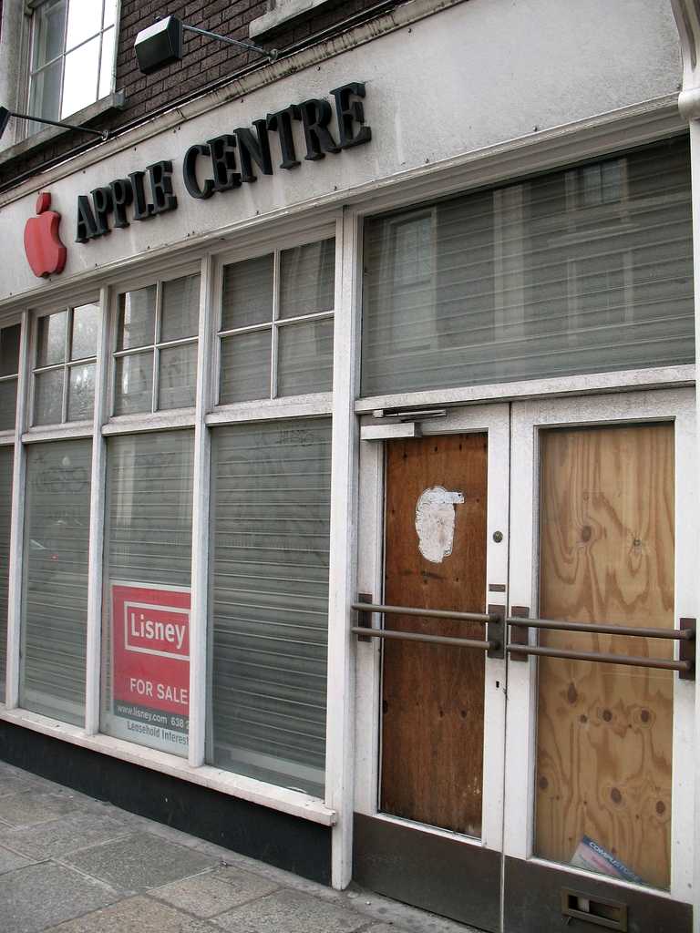 Fruitless: 10 Closed & Abandoned Apple Stores | Urbanist