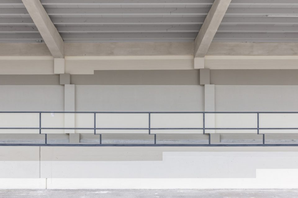 Pixelated Masterpieces: 32 Real-Life Works of 3D Glitch Art & Design ...