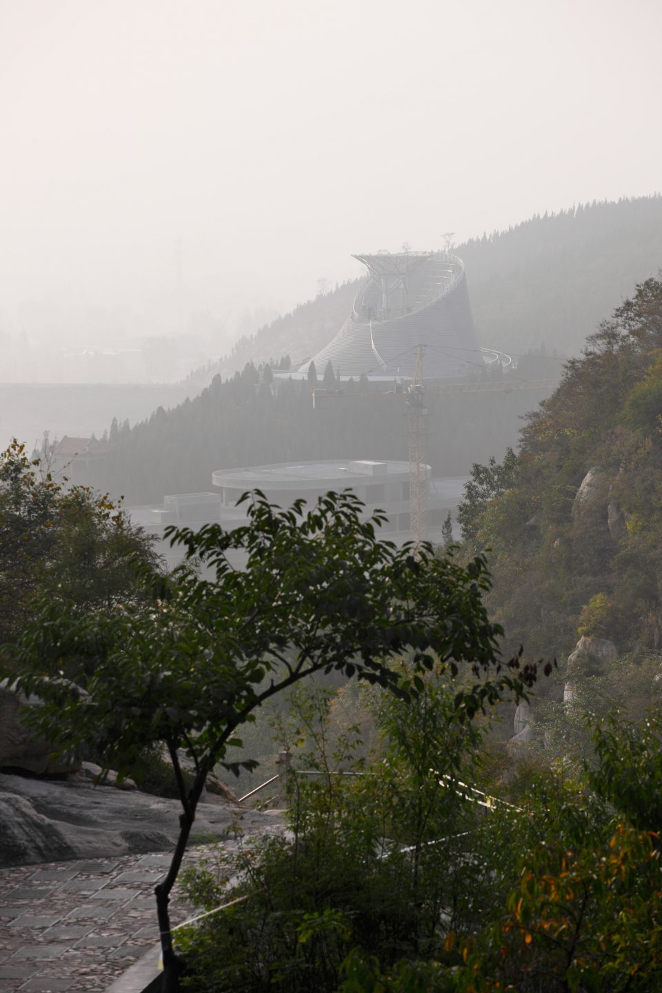 Shaolin Flying Monks Temple: Wind Tunnel Facilitates Midair Kung Fu ...