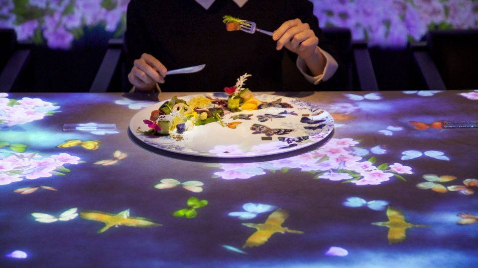 A Taste of Japan: Immersive Animated Restaurant Shifts with the Seasons ...