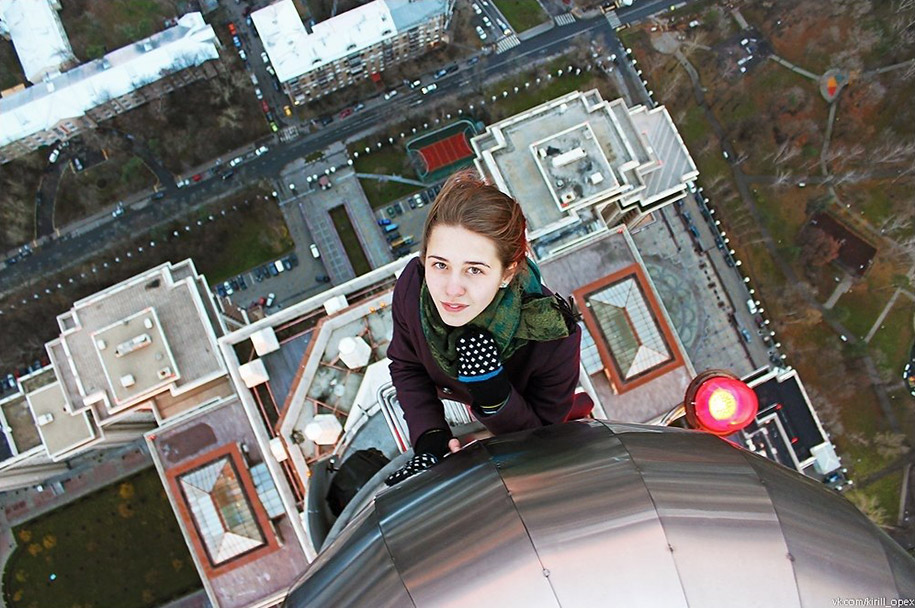 Risk-Taking Russian Rooftopper: Woman Takes Terrifying Skyscraper ...