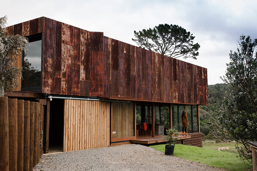 Acclaim for the Reclaimed: 14 Cool Upcycled Architecture Projects ...