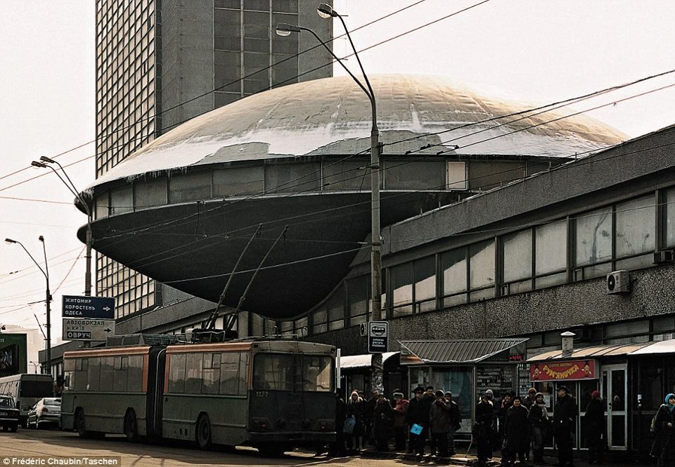 Out of This World Architecture: 16 Real Buildings Inspired by Science ...
