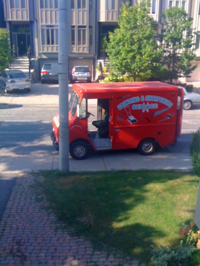 Blade Rollers: 11 Retro-Style Knife Sharpener Vans - WebUrbanist