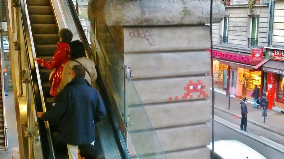 8-Bitten: Space Invaders Street Art Tells Tile Tales | Urbanist
