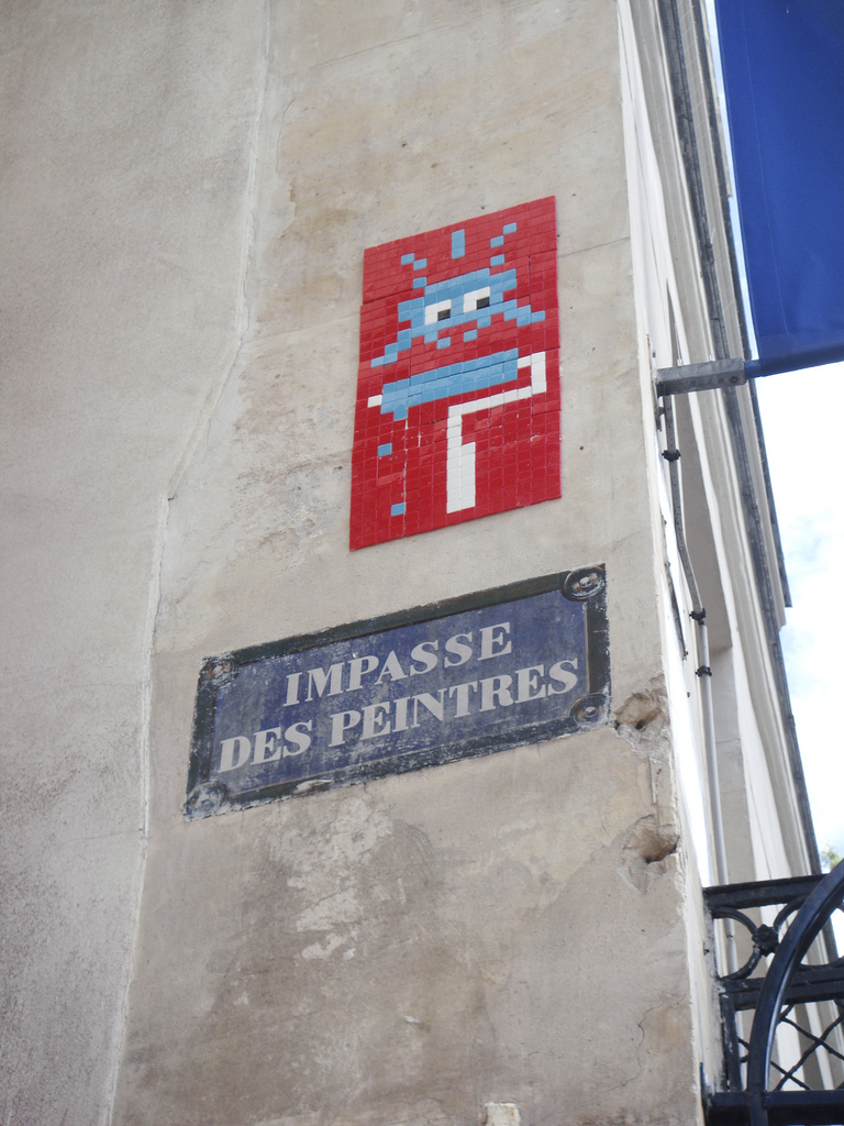 8-Bitten: Space Invaders Street Art Tells Tile Tales | Urbanist