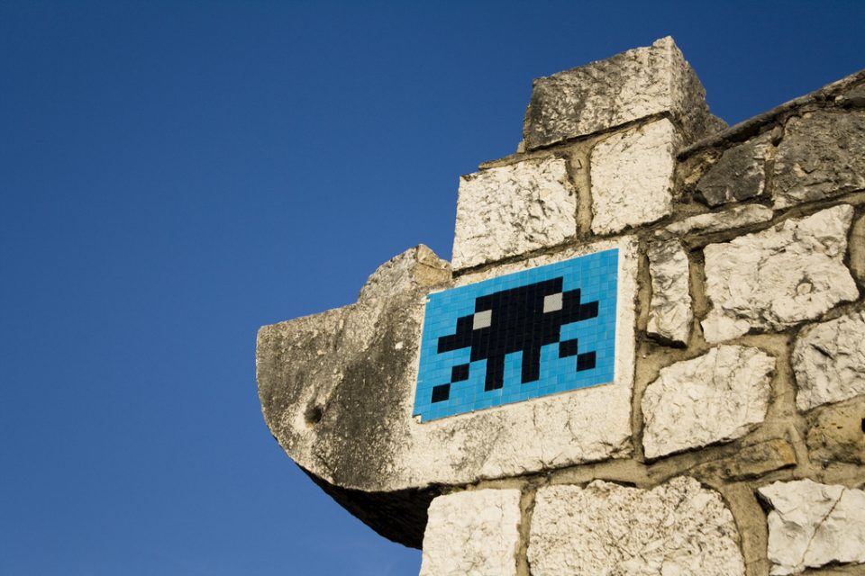 8-Bitten: Space Invaders Street Art Tells Tile Tales | Urbanist