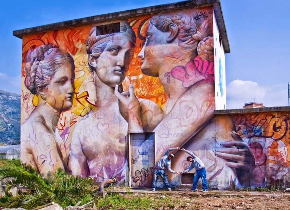 Greek Gods Graffiti: Classically Styled Street Art by Spanish Duo ...