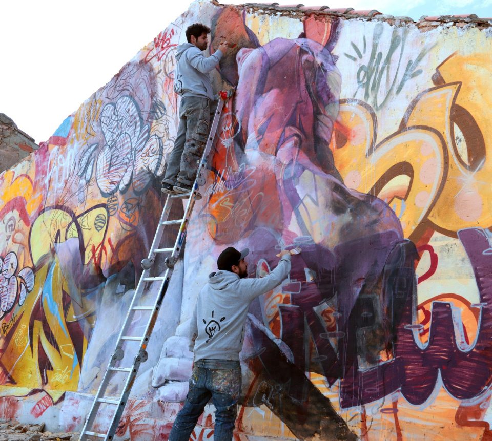 Greek Gods Graffiti: Classically Styled Street Art by Spanish Duo ...