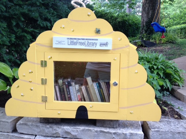 Book Box Bonanza : 12 Freaky Little Free Libraries | Urbanist