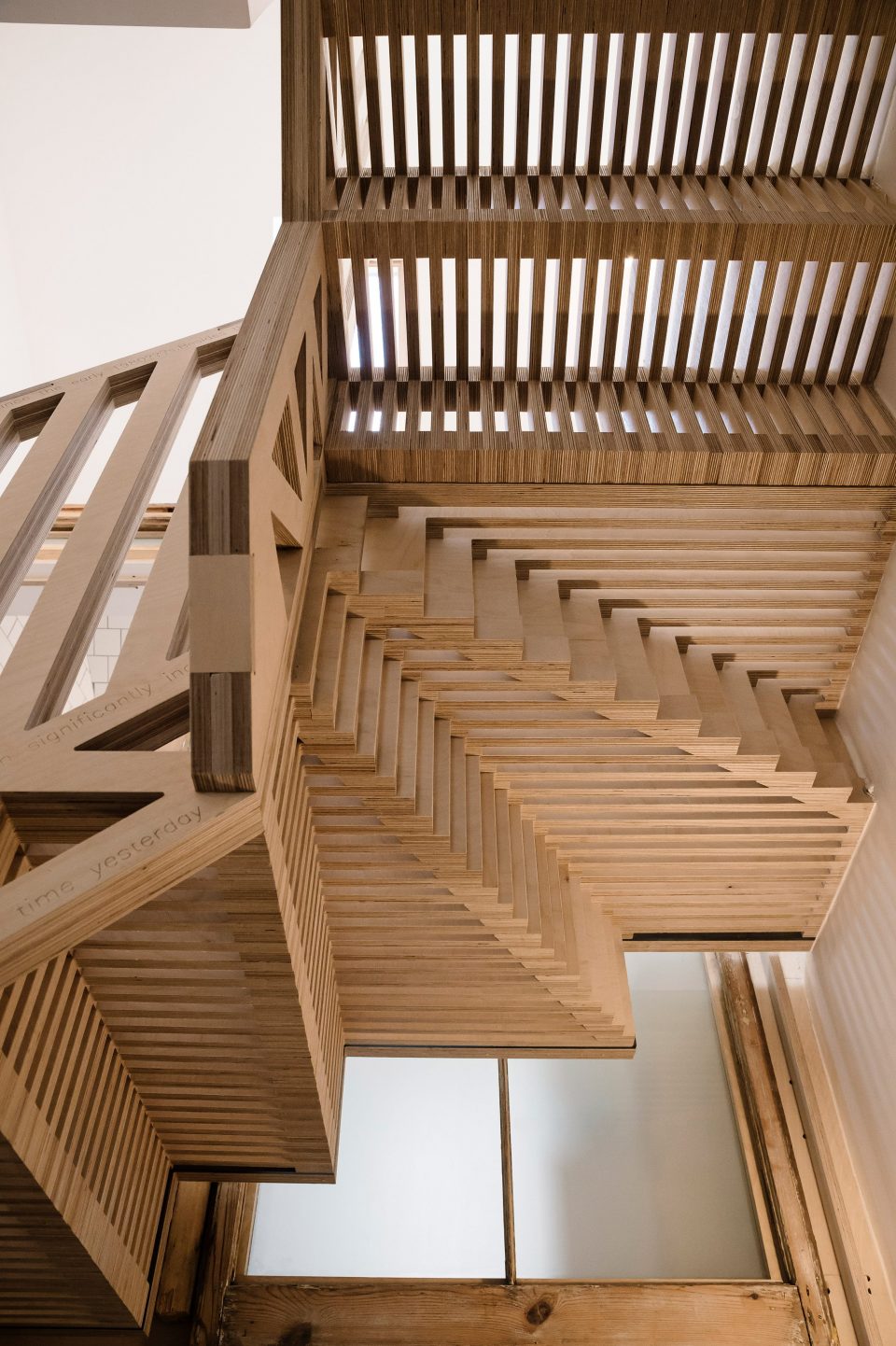 A Few Steps Higher: 14 Unusually Artistic Modern Staircase Designs ...