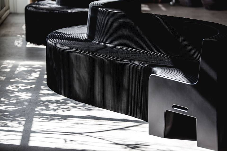 Slinky Chairs: Accordion-Style Transforming Furniture Stretches & Bends ...