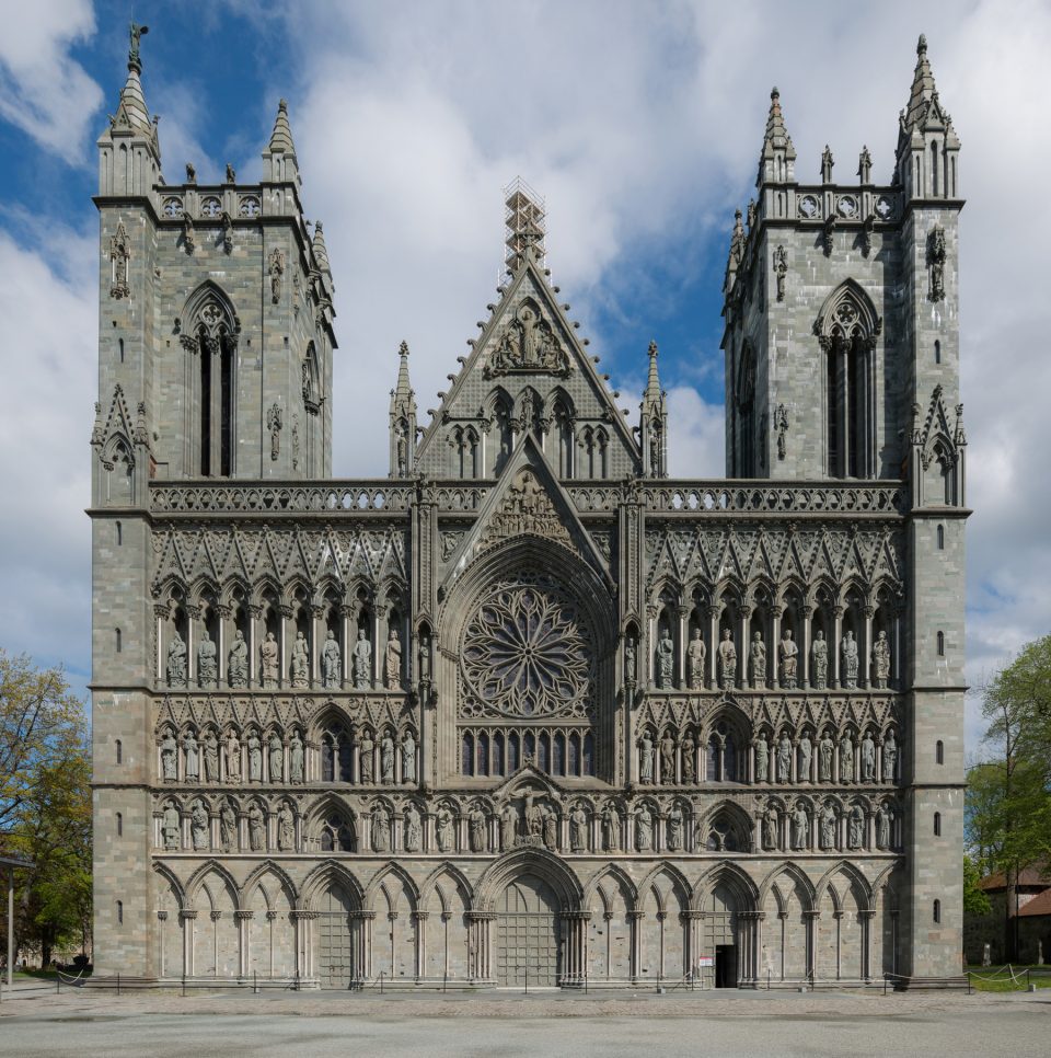 Architecture in Motion: Gothic Cathedral Gets its Own Two-Minute Music ...