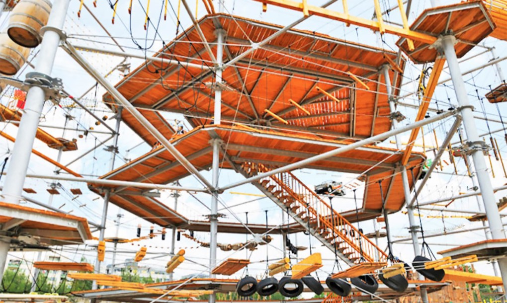 It’s On Like Donkey Kong at Berlin’s Mount Mitte Urban Climbing Park ...