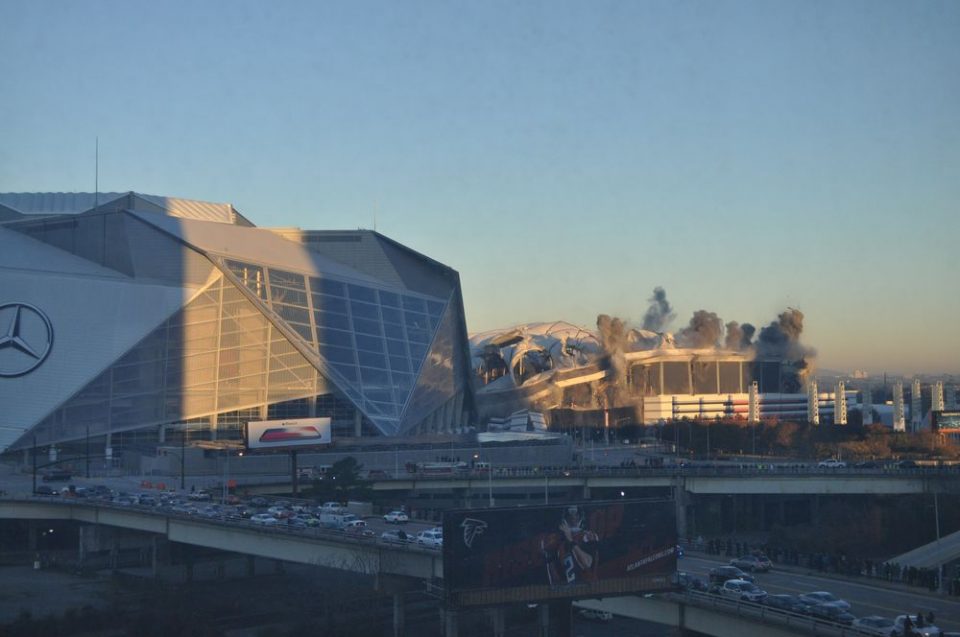 All Fall Down: 2017’s Biggest Building Implosions - WebUrbanist