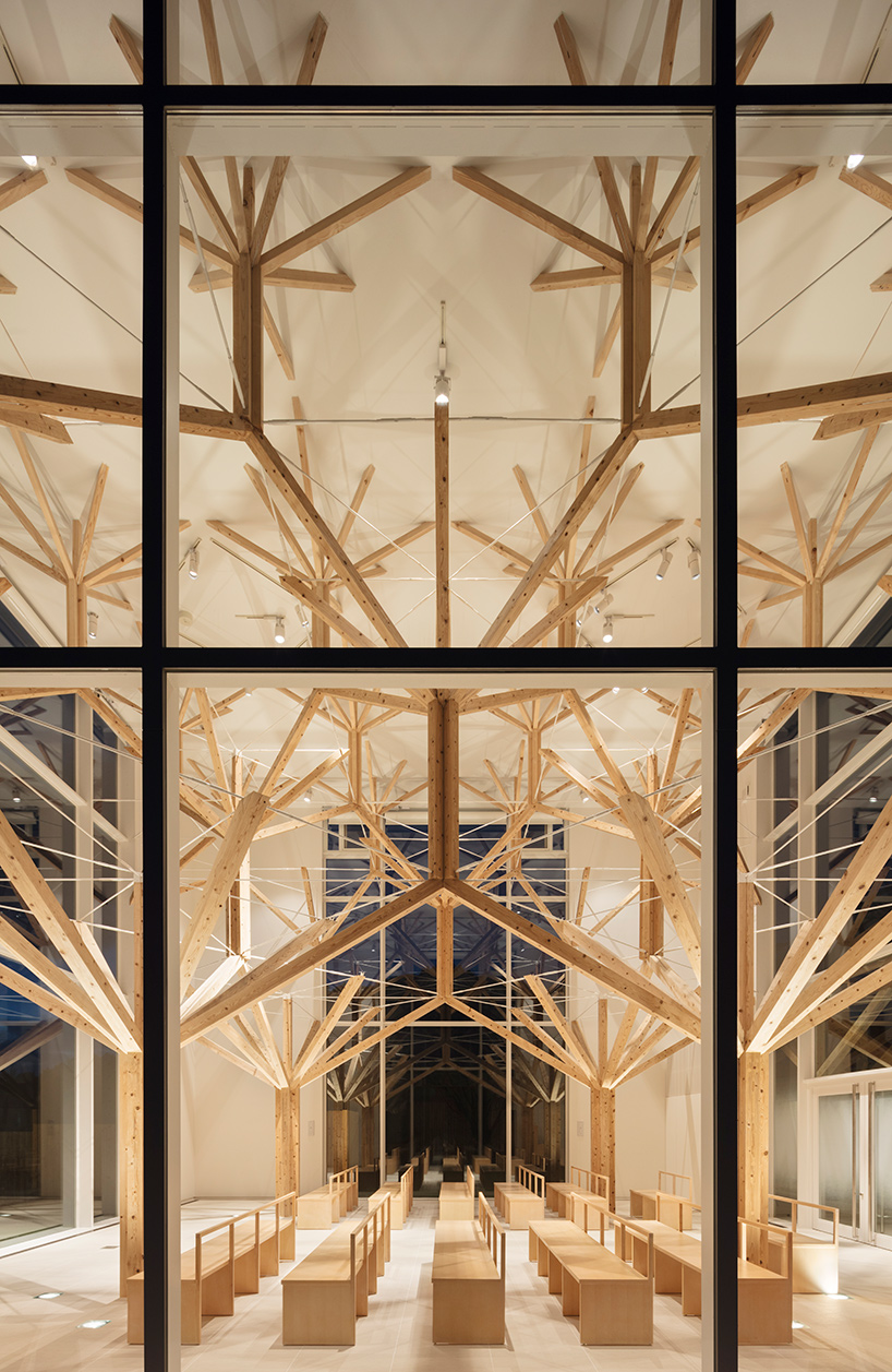 Fractal Chapel: Tree-Inspired Columns Branch Out to Open Up Interior ...