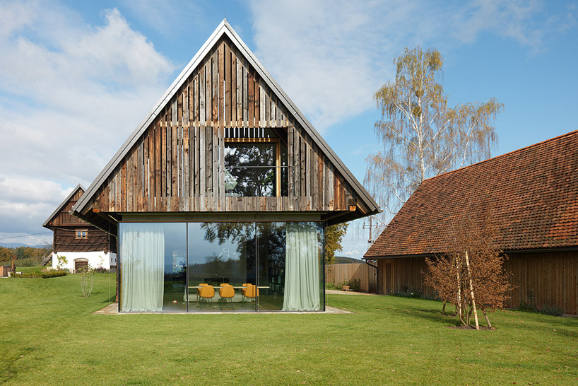 Raised in a Barn & Proud: 15 Farm Buildings Converted to Modern Homes ...