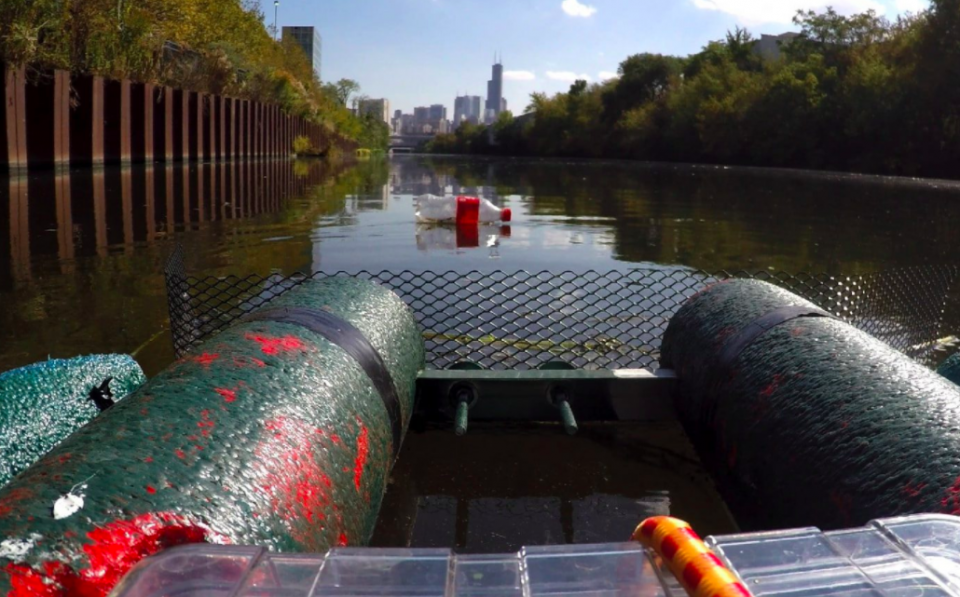 Trash Bot Game & Professor Water Wheel: Gadgets Devour Floating Plastic ...