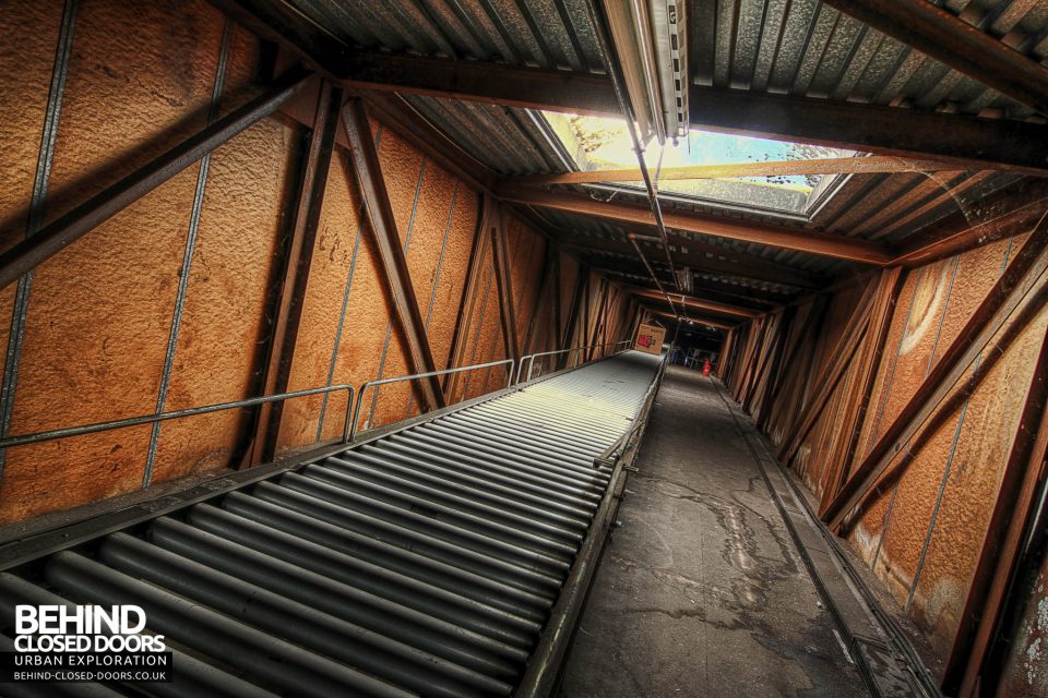 Down The Tubes: 10 Closed & Abandoned TV Factories - WebUrbanist