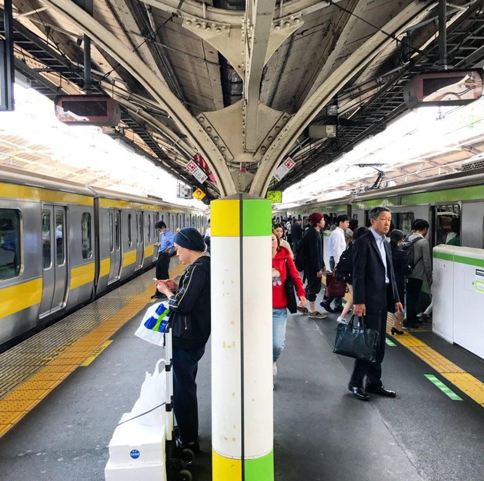 D.C. Metro Rolls Out Color-Coded Escalator Rails to Guide Passengers ...