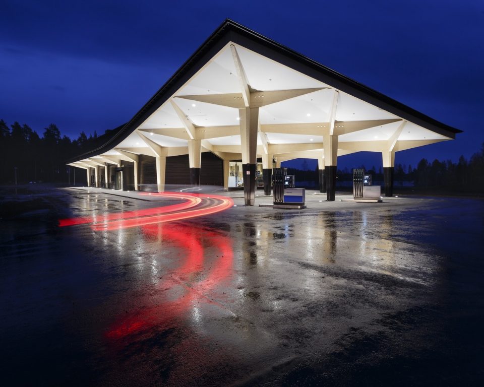 Rest Areas for the Weary: 13 Thoughtful Travel Facilities Enhance the ...