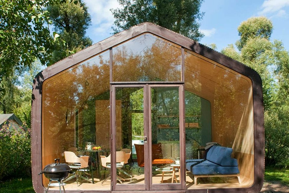 Drag and Drop Housing: 12 Fast-Deploying Prefab Designs with Modern ...