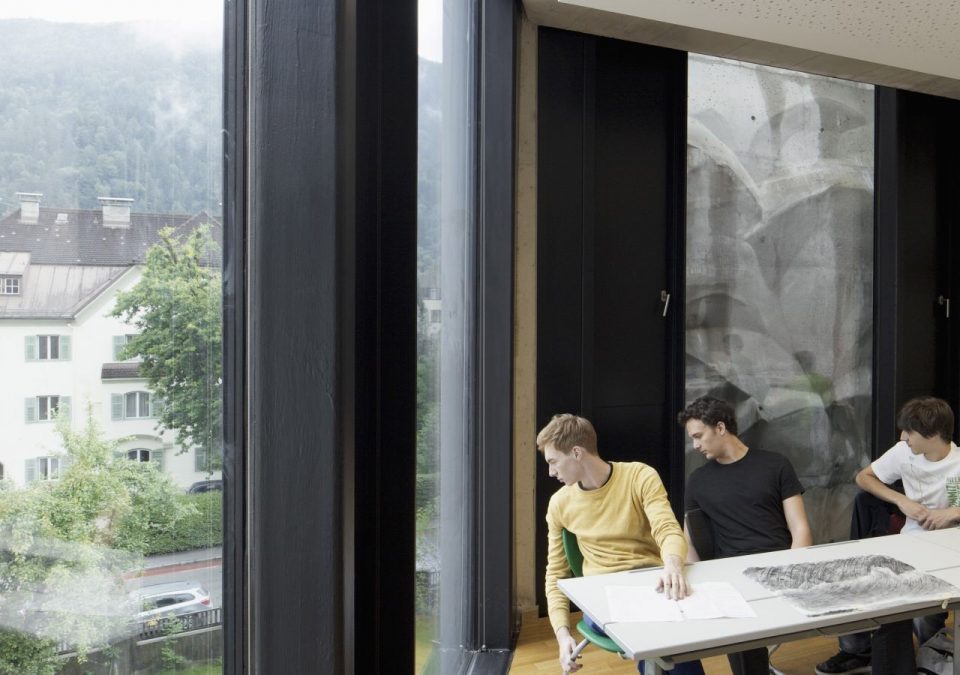 Cool Concrete: 10 Structures Taking a Refreshing Approach to This Raw ...