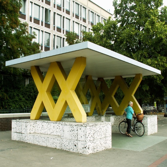 Das Bus: 15 Quirky & Kitschy German Bus Shelters | Urbanist