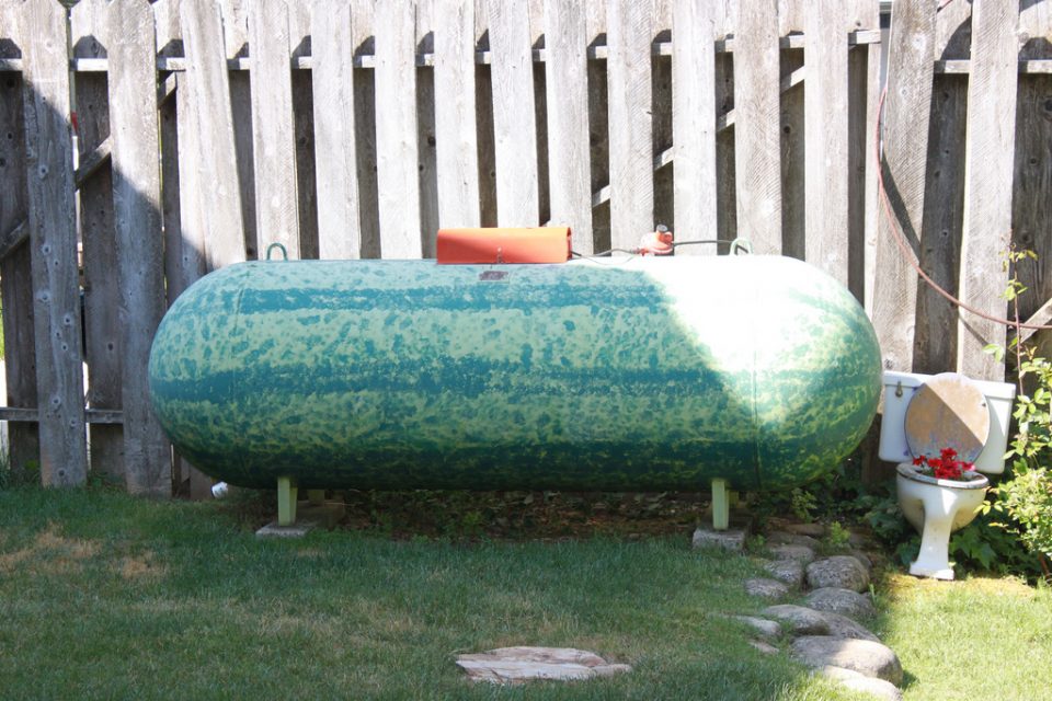 Canned Heat: 12 Folk Art Painted Residential Propane Tanks | Urbanist