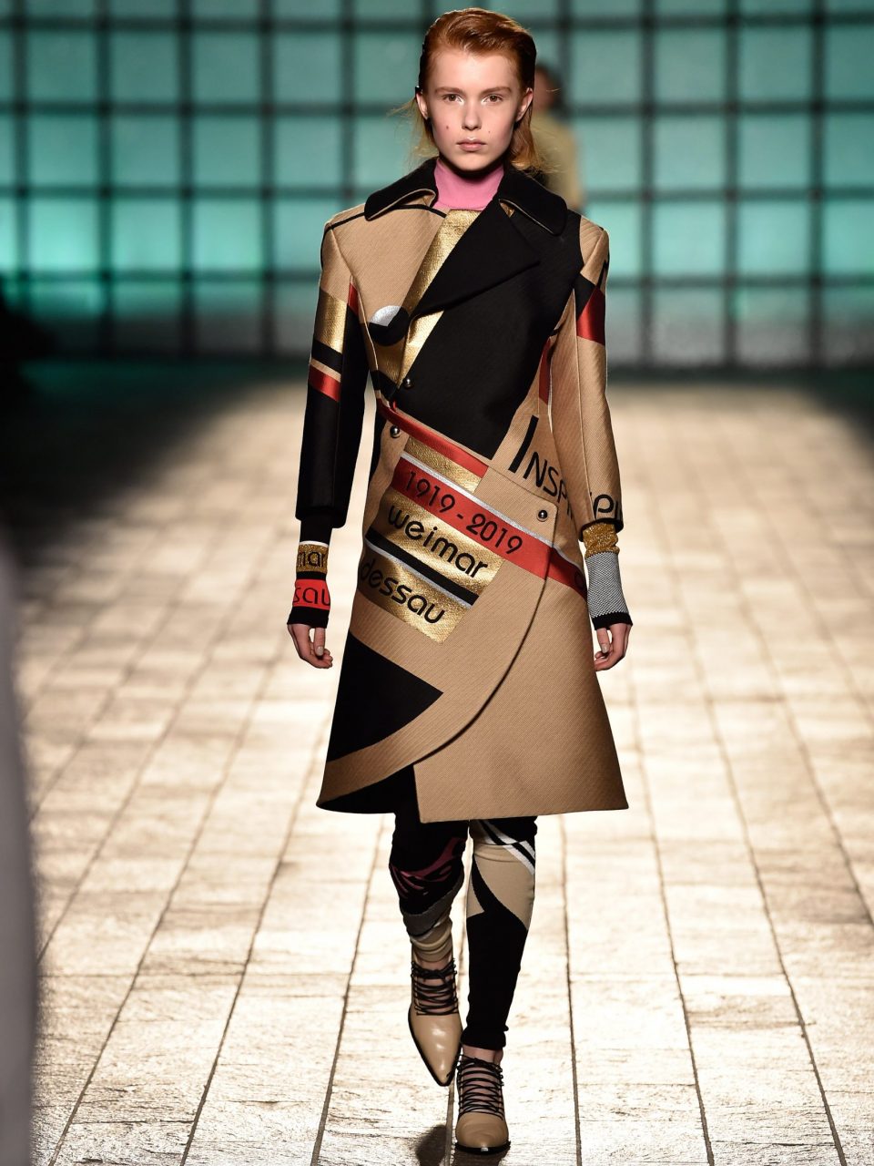 Architectural Fashion: Hybrid Outfits Combine Bauhaus with Arts ...