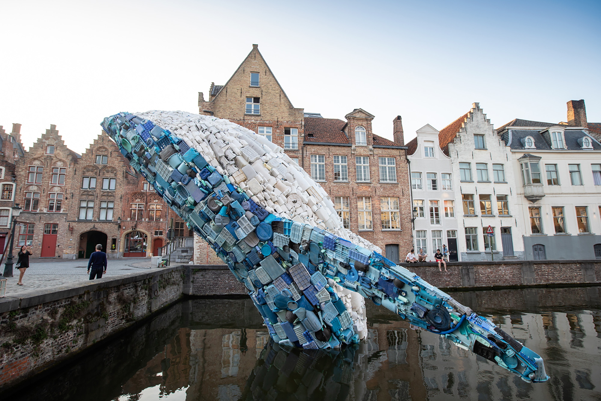 Whale of a Sculpture: Repurposing 5 Tons of Plastic Pollution Ocean ...