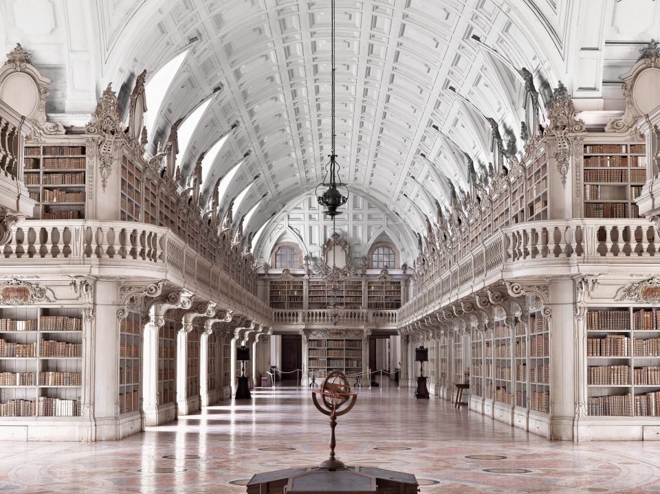 The Beauty of Books: Journey Through The World’s Most Ornate Libraries ...