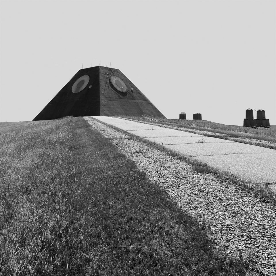 Atomic Alchemy: Photographs of Nuclear Landscapes in the American West ...